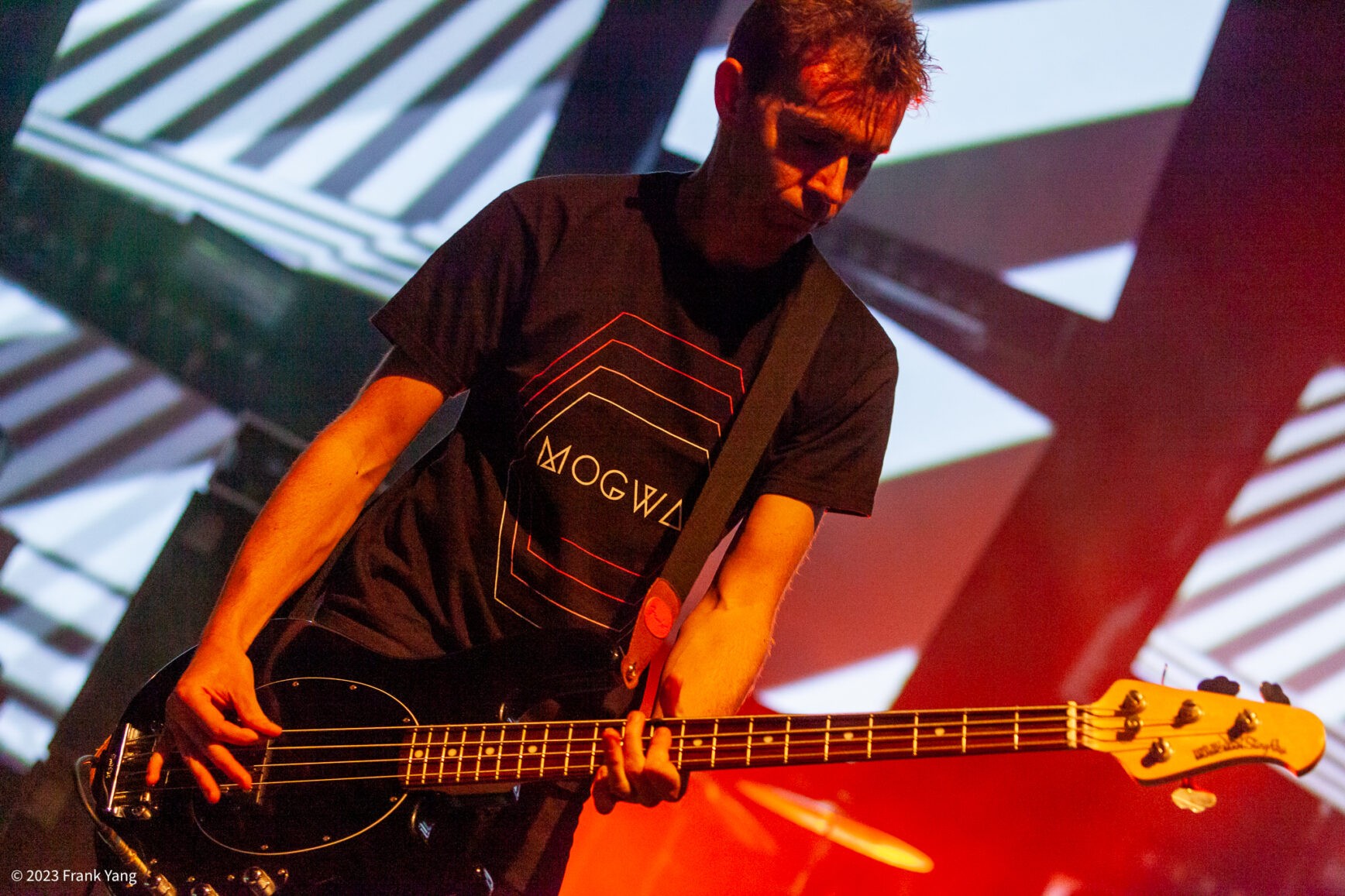 Mixdown in Conversation with Slowdive's Nick Chaplin - Space Echo